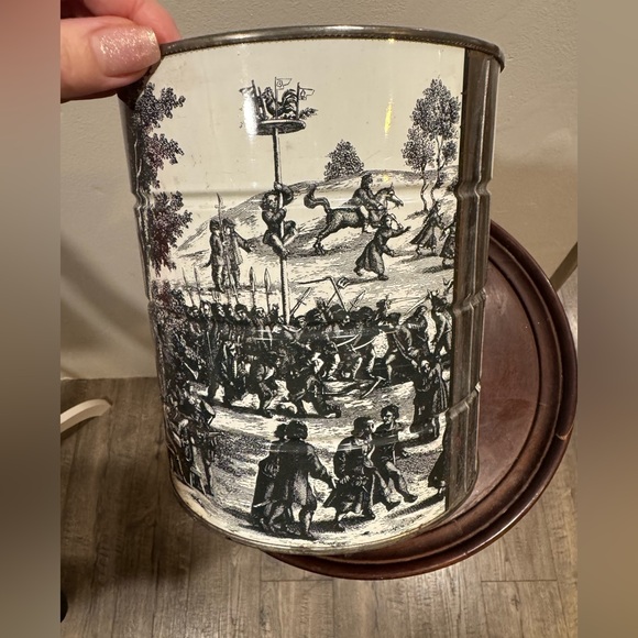 Hills Brothers | Other | Vtg Hills Brothers Coffee Tin Metal Can 969 ...